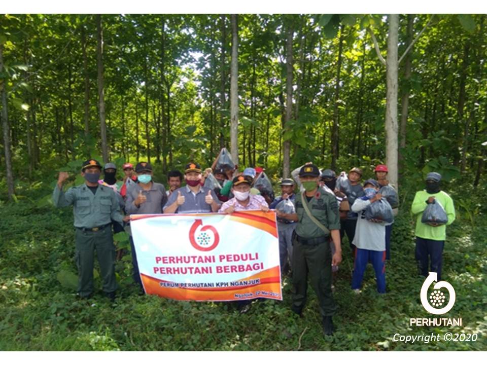 Perhutani Perhutani Salurkan Program Perhutani Peduli Dan Berbagi