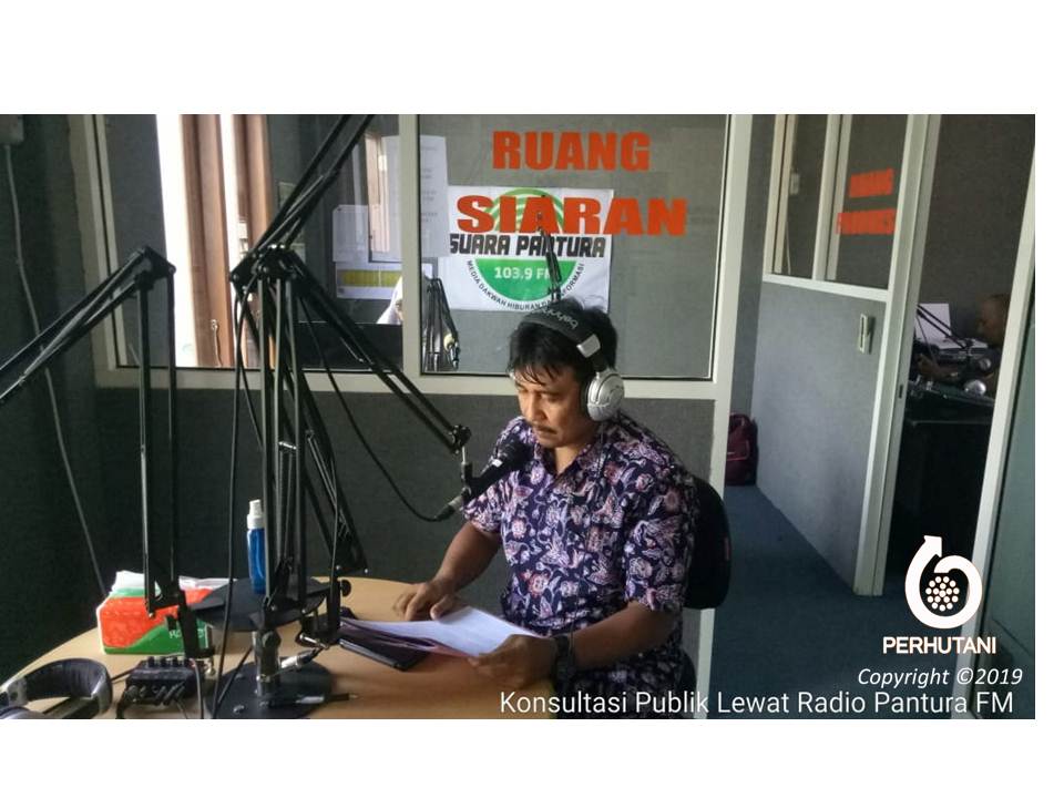 Perhutani Perhutani Kenalkan Pengelolaan Hutan lestari Lewat Radio ... Perhutani Perhutani Kenalkan Pengelolaan Hutan lestari Lewat Radio ...