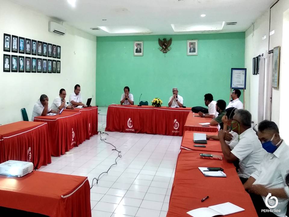 Perhutani Perhutani Siap Pertahankan Sertifikat Pengelolaan Hutan ... Perhutani Perhutani Siap Pertahankan Sertifikat Pengelolaan Hutan ...