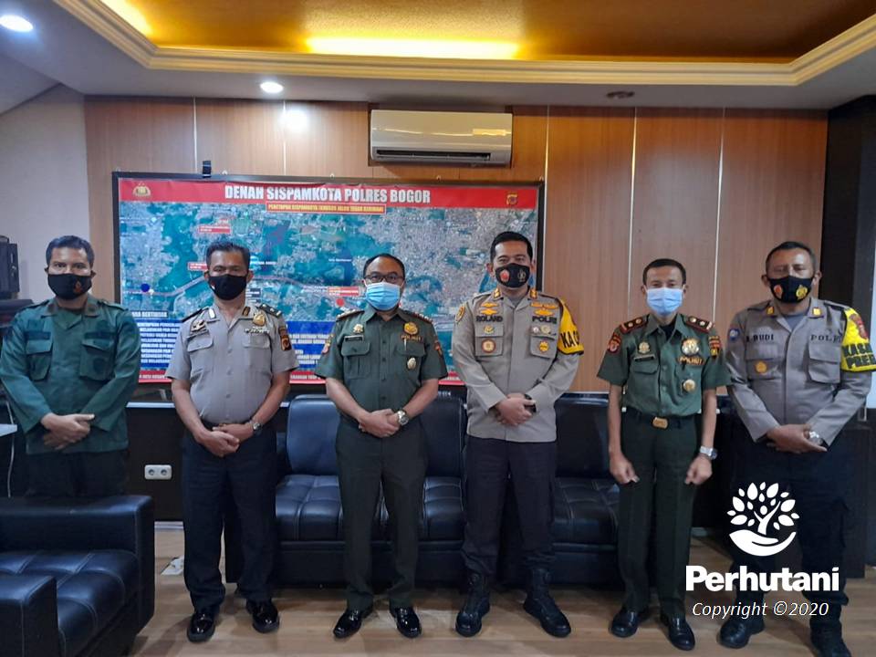 Perhutani Perhutani Bersama Polres Bogor Bersinergi Amankan Hutan dari ... Perhutani Perhutani Bersama Polres Bogor Bersinergi Amankan Hutan dari ...