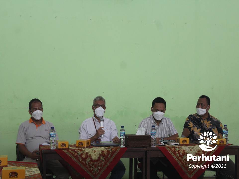 Perhutani Audit Surveillance Pengelolaan Hutan Lestari Standard FSC di ... Perhutani Audit Surveillance Pengelolaan Hutan Lestari Standard FSC di ...