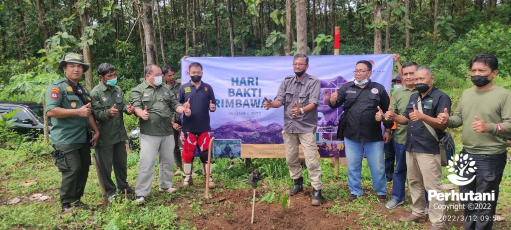Perhutani PERINGATI HARI BAKTI RIMBAWAN KE-39 PERHUTANI BERSAMA ... Perhutani PERINGATI HARI BAKTI RIMBAWAN KE-39 PERHUTANI BERSAMA ...