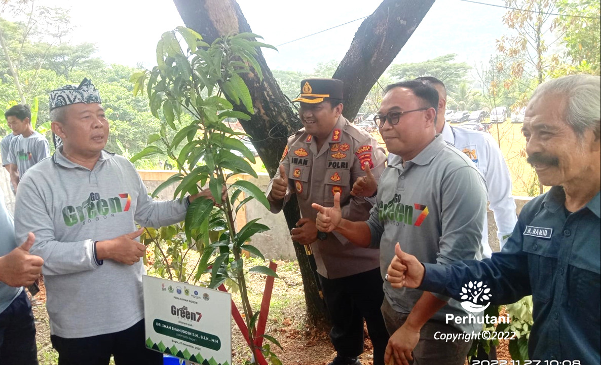 Perhutani Perhutani Bogor Hadiri Bogor Go Green Bersama Menteri LHK - Perhutani