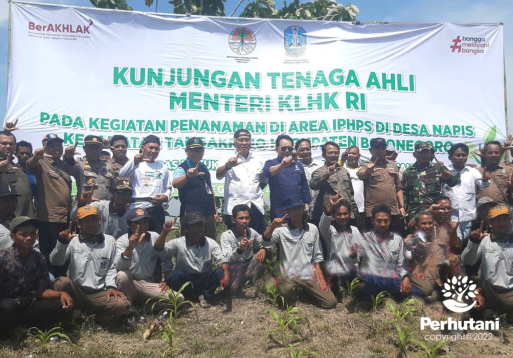 Perhutani Tenaga Ahli KemenLHK RI Lakukan Kunjungan Kerja ke KPH Padangan