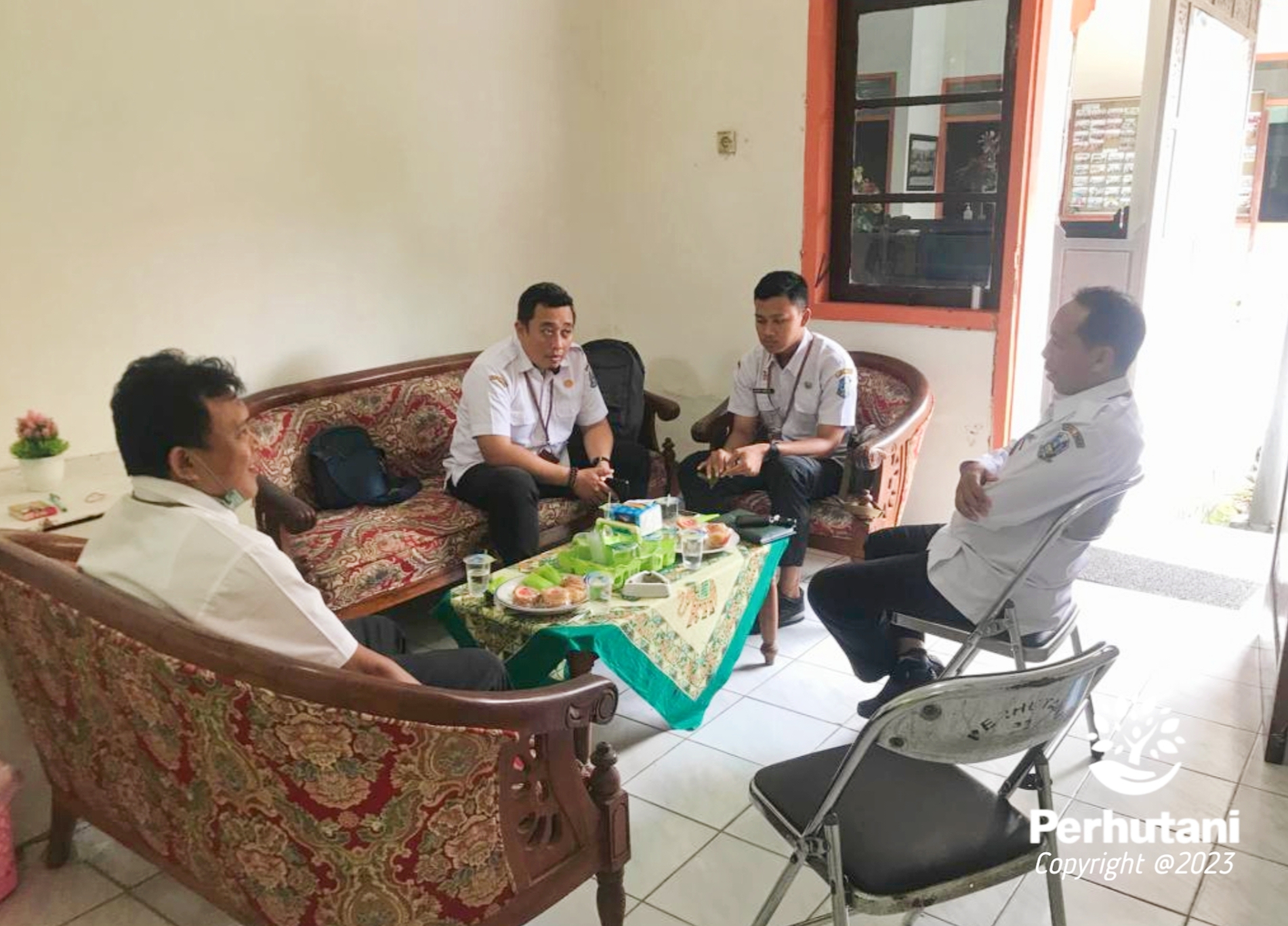 Perhutani Perhutani Terima Kunjungan Kerja CDK Guna Membangun Sinergi ... Perhutani Perhutani Terima Kunjungan Kerja CDK Guna Membangun Sinergi ...