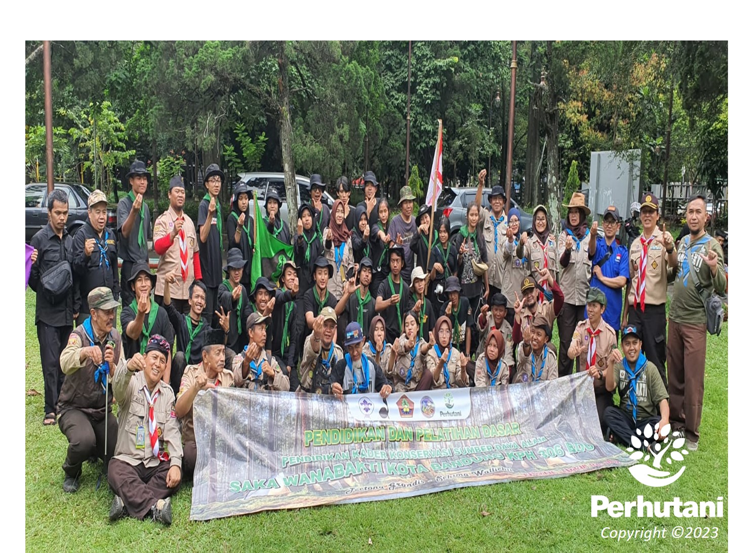 Perhutani Saka Wanabakti Menggelar Kegiatan Acara Diklat SAR Bersama Perhutani KPH Bandung Utara