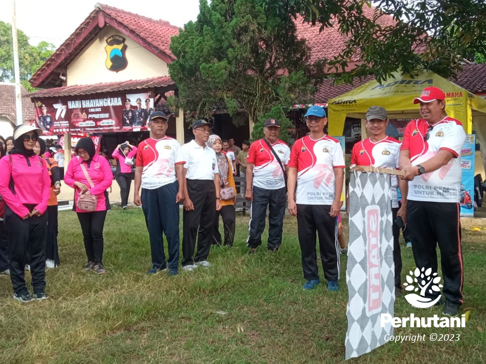 Perhutani Perhutani Hadiri HUT ke-77 Bhayangkara di Balapulang Perhutani Perhutani Hadiri HUT ke-77 Bhayangkara di Balapulang