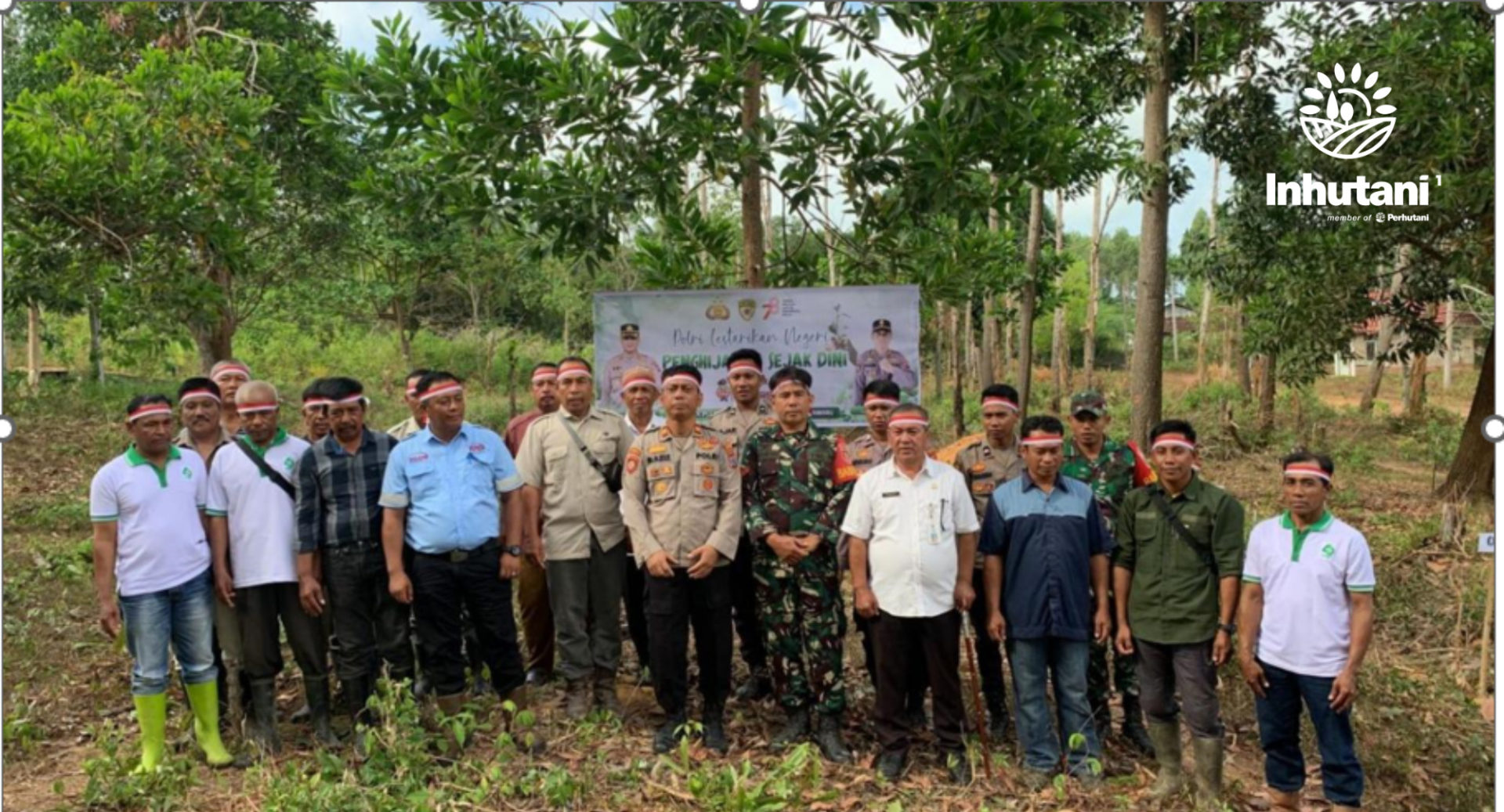 Perhutani Inhutani I Bersama Stakeholder Lakukan Penanaman Serentak di Kotabaru