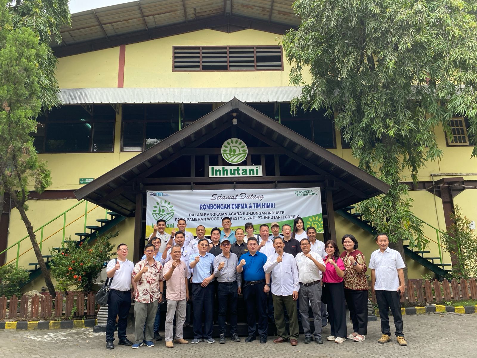 Perhutani Tingkatkan Pemasaran, Inhutani I UMI Gresik Terima Kunjungan HIMKI dan CNFMA