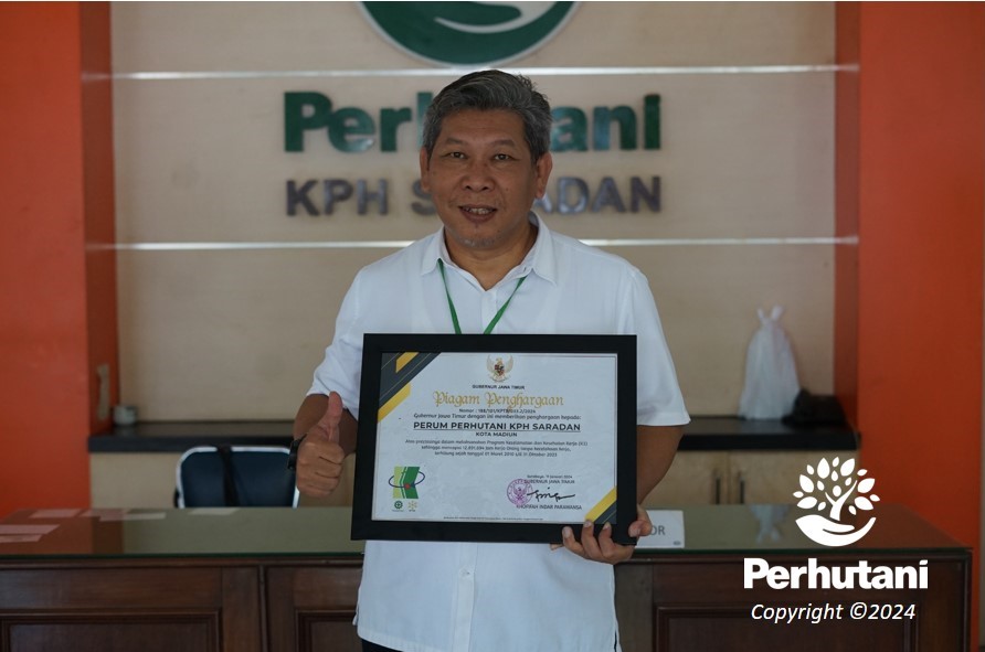 Perhutani Perhutani KPH Saradan Terima Penghargaan K3 Dari Gubernur ... Perhutani Perhutani KPH Saradan Terima Penghargaan K3 Dari Gubernur ...