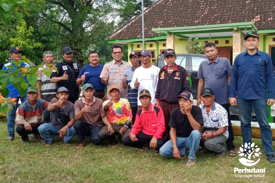 Perhutani Perhutani Mojokerto Laksanakan Komsos dengan Tokoh-Tokoh ...