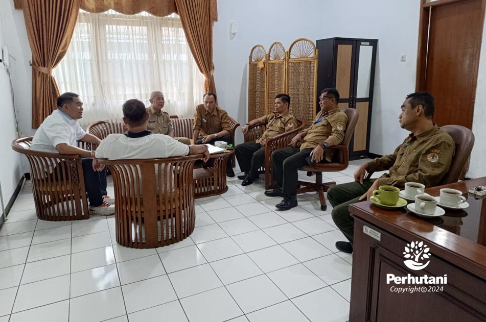 Perhutani Perhutani dan Pemkab Bogor Bersinergi Dalam Pengelolaan Hutan di Bogor