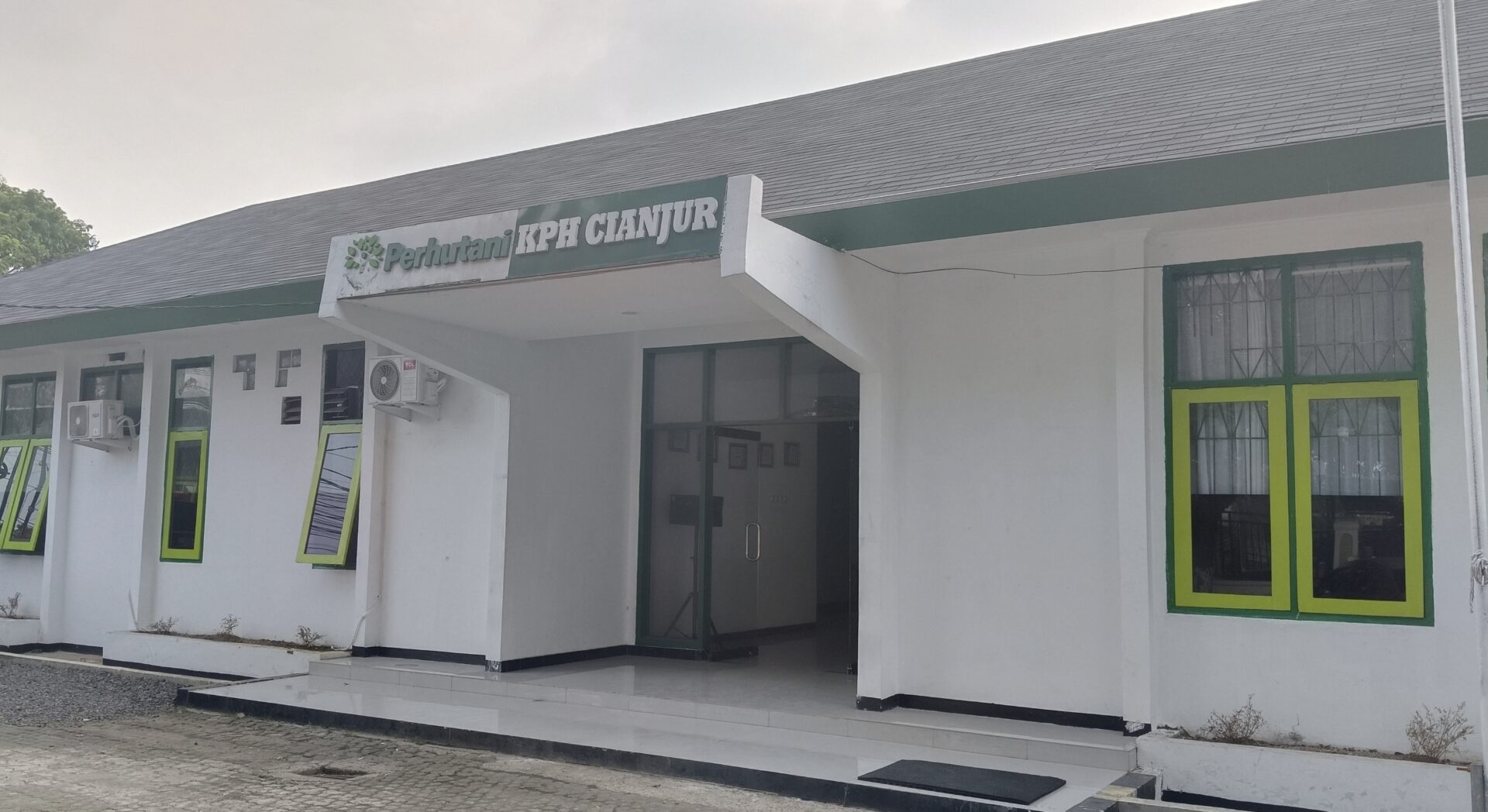 Perhutani KPH Cianjur