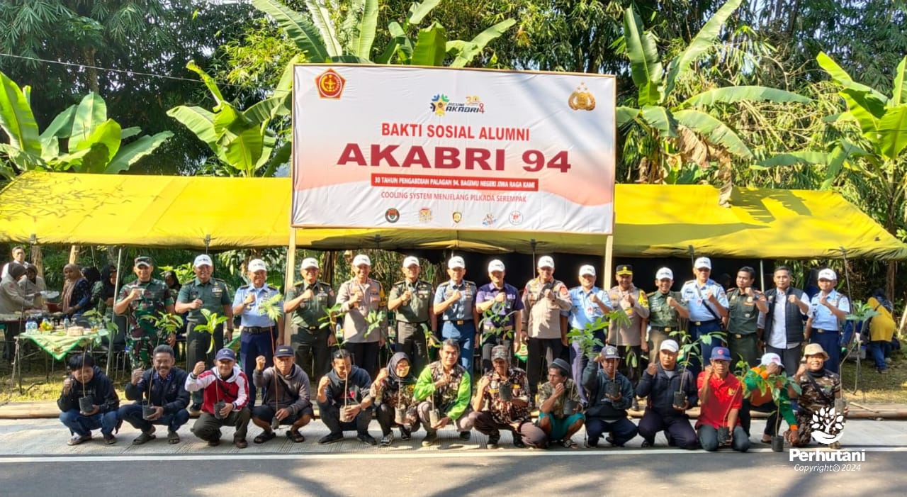 Perhutani Perhutani Bersama Stakeholder Lakukan Penanaman Pohon dan ...