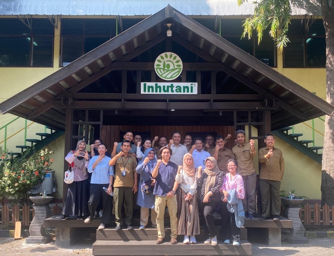 Perhutani Inhutani I UMI Gresik Terima Kunjungan Deputi Bidang Industri Perkebunan dan Kehutanan ...