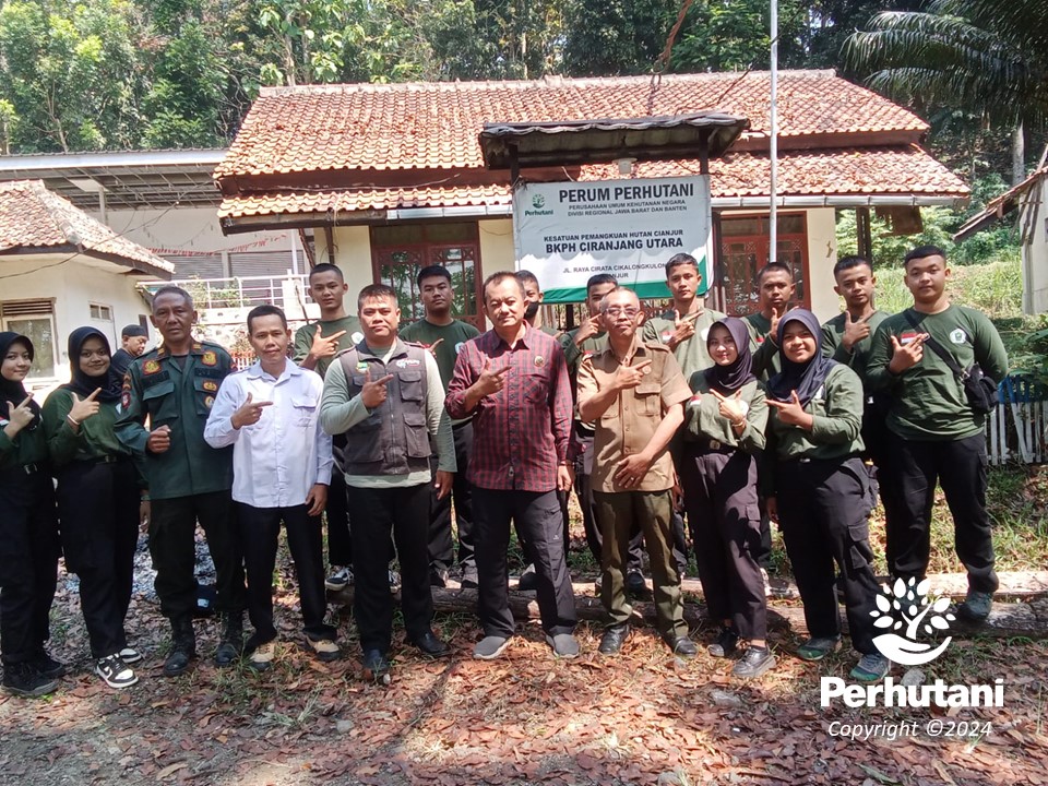Perhutani Perhutani Cianjur Terima Kegiatan PKL Siswa SMKN Pertanian Pembangunan Cilaku
