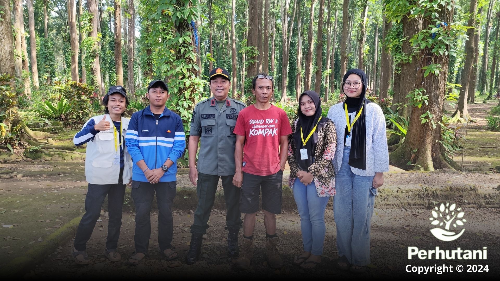 Perhutani Perhutani KPH Banyuwangi Barat Dampingi Kegiatan KKN Mahasiswa UGM