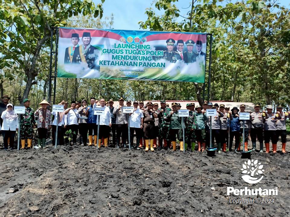 Perhutani Perhutani KPH Ngawi Bersinergi dengan Polres Ngawi dalam Mendukung Ketahanan Pangan ...