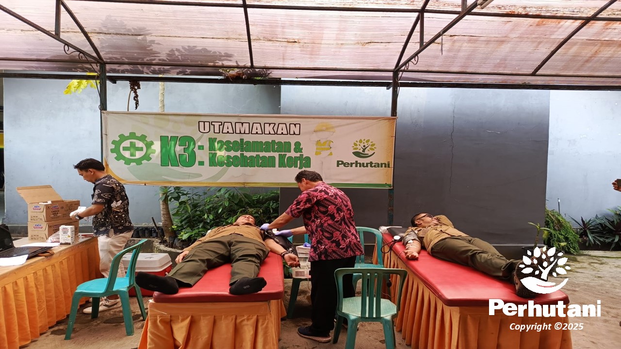 Perhutani Perhutani Bersama PMI Gelar Donor Darah di Kuningan