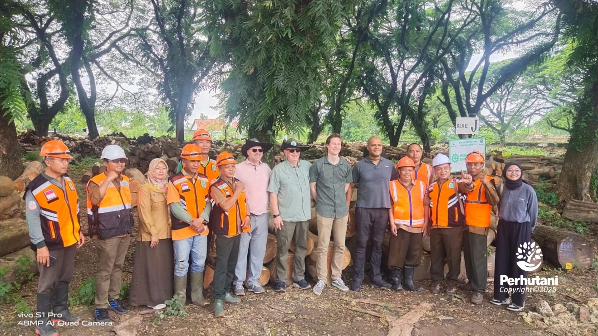 Perhutani Perhutani Mojokerto Terima Kunjungan Stakeholder Bahas Pengelolaan Hutan Berkelanjutan