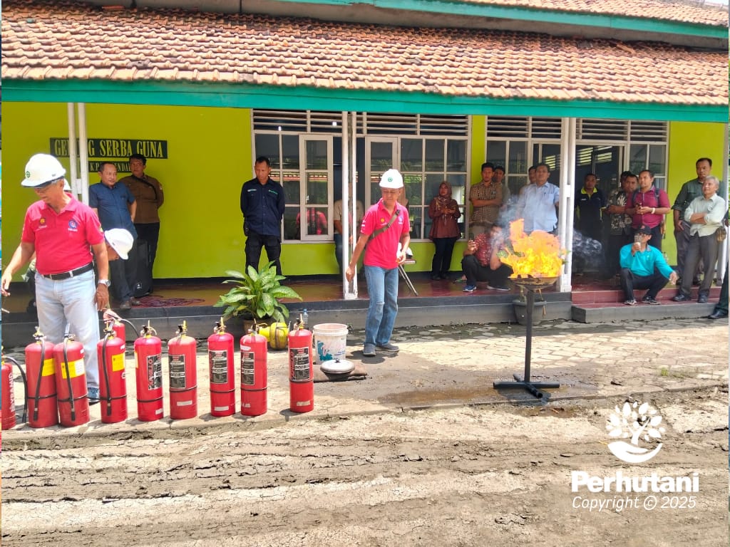 Perhutani Peringati Bulan K3, Perhutani dan CV. Tugu Mas Gelar Sosialisasi dan Simulasi Tanggap ...