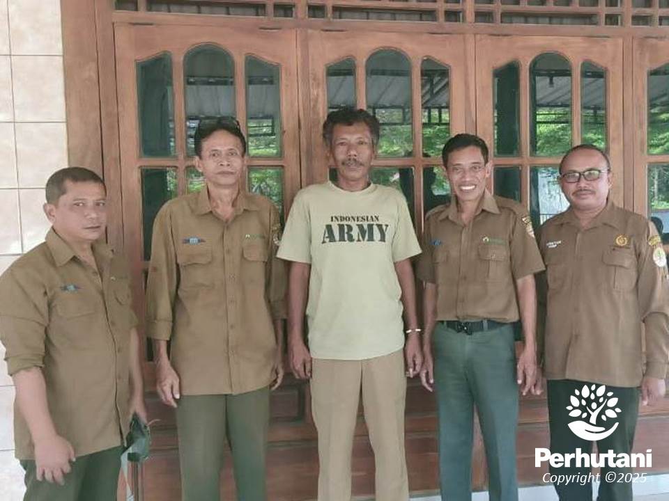 Perhutani Perhutani Padangan Bangun Kebersamaan dengan Kepala Desa Geneng untuk Menjaga ...