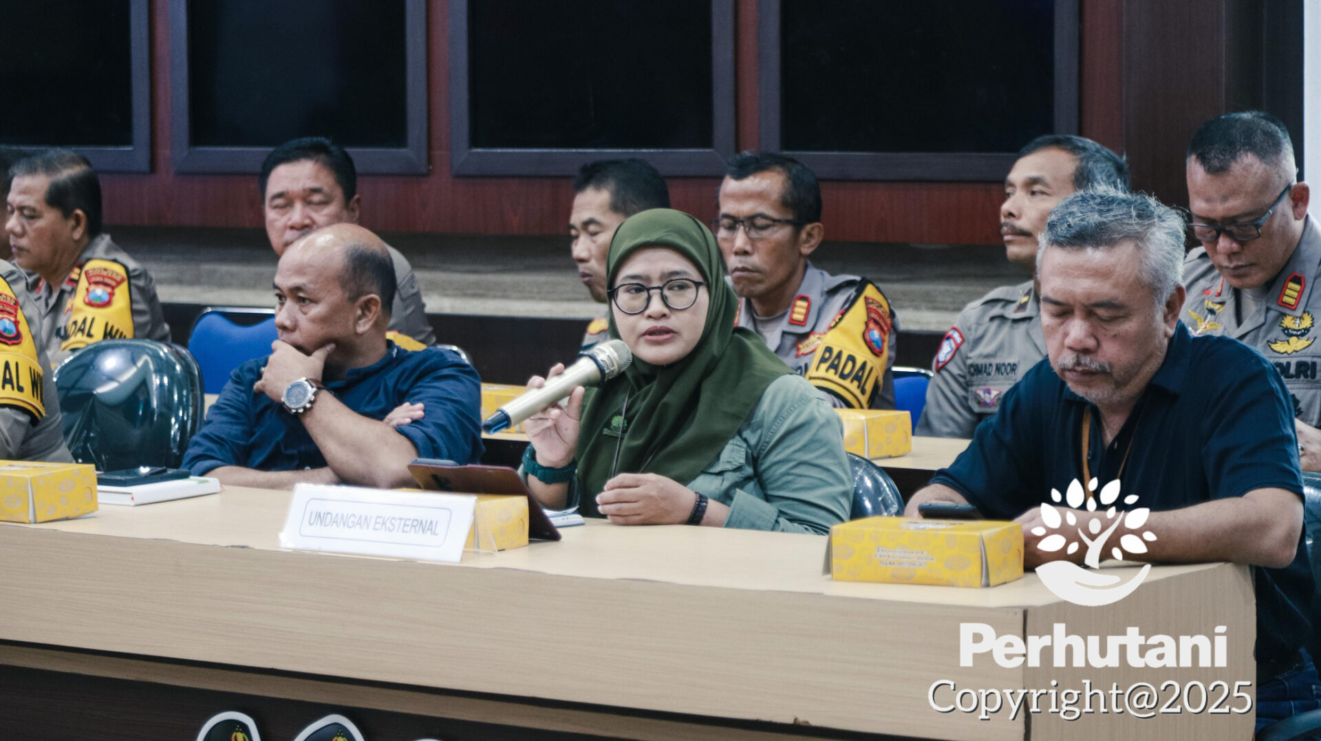 Perhutani Polres Jombang Bersama Perhutani Jombang adakan Rakor Penanaman Jagung Kuartal III