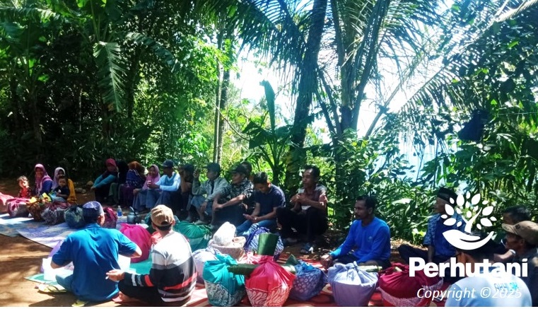 Perhutani Perhutani Dukung Tradisi Suroan sebagai Wujud Syukur dan Pelestarian Budaya