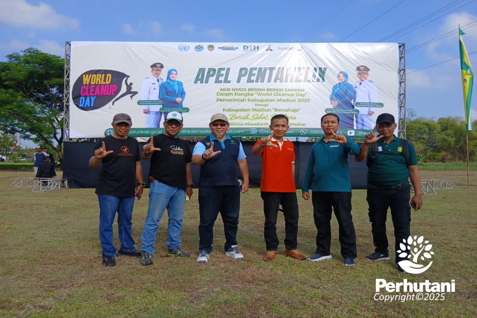 Perhutani Perhutani Saradan Ikut Aksi Bersih-Bersih Sambut World ...